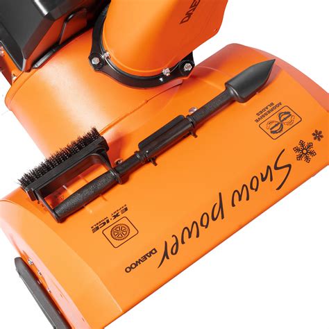 Odśnieżarka spalinowa DAEWOO DAST 8565 - 7 KM, 61 cm - GardenShop