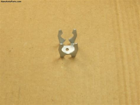 VW Audi 1H0609747 $5 OEM VW Rear Disc Brake Clip Beetle Golf Jetta Audi