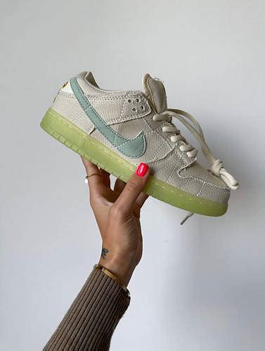 Женские кроссовки Nike SB Dunk Low Pro Neon (белые с зеленым) классные ...