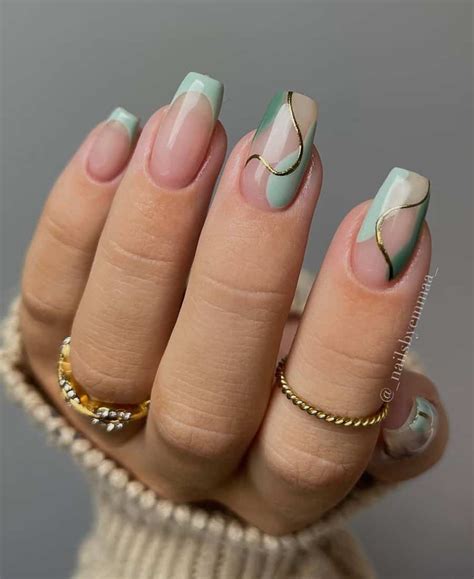 19+ Gorgeous Sage Green Nails To Inspire Your Next Mani [2024]