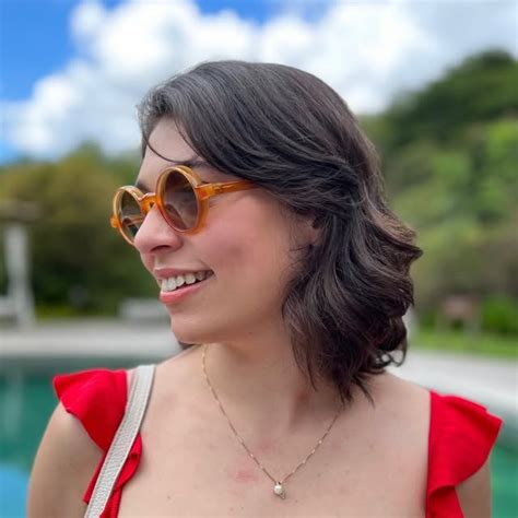 Júlia Ester (@juliaesterbarreto) • Threads, Say more