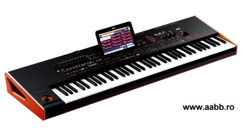 New Korg Pa5x - YouTube