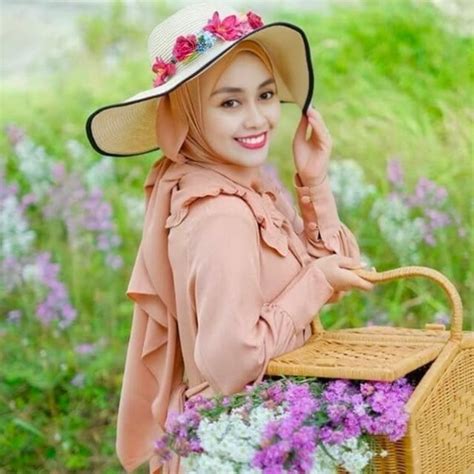 Dian Diana (@dianakashaf) • Threads, Say more