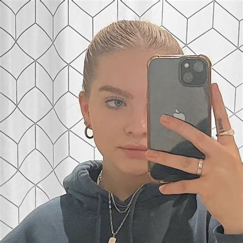 Monique Schimpf (@monique.mae) on Threads