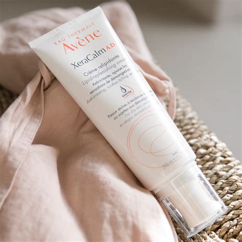 XeraCalm A.D Lipid-Replenishing Cream - Pharma.mt Products