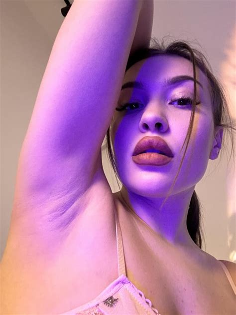 Do you want to lick my smooth armpits : r/PricklyPits