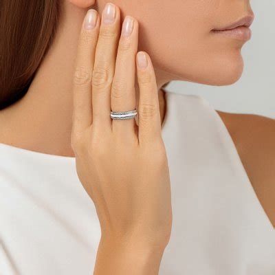 Серебряные украшения — купить ювелирное изделие из серебра недорого в ...
