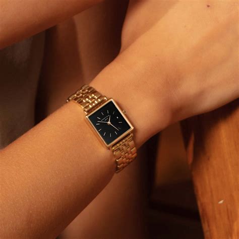 The Boxy XS Schwarz - Gold | Rosefield Official
