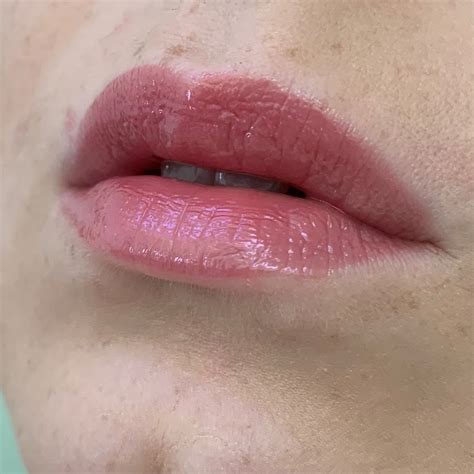 Блеск для губ Artdeco Hydra Lip Booster 42 - почти Лип Максимайзер ...