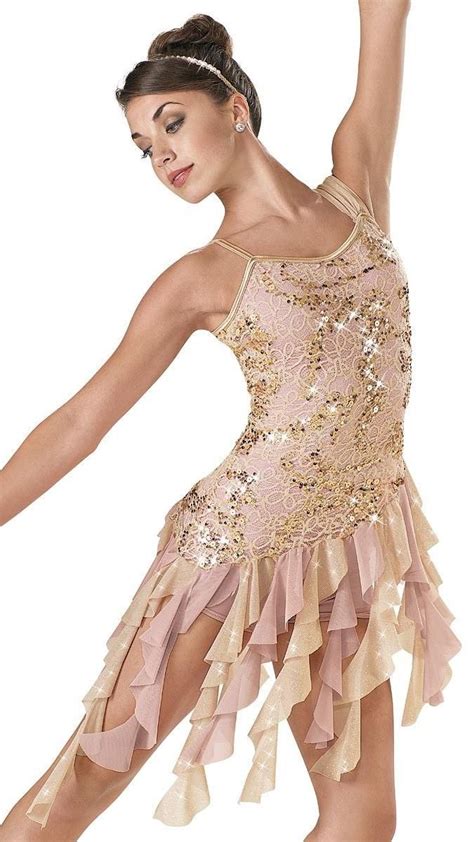 Pin di Людмила Резниченко su Одежда для танцев | Costumi danza, Vestiti ...