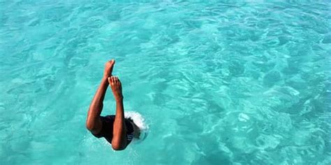 Сонник нырять в воду к чему снится нырять в воду во сне?