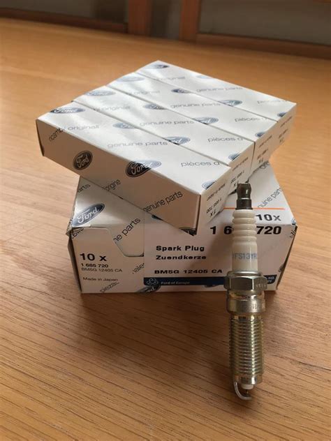 NGK ILZTR6A8G Spark plugs FORD OEM Spec Fiesta ST180/ST200 – STealthWerx