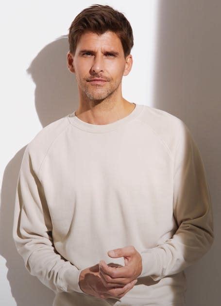 Luxury loungewear for women, men & children | JUVIA