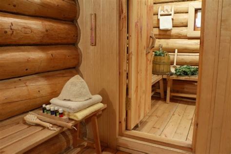 Дверь для бани - как правильно выбрать установить - СамСтрой ...