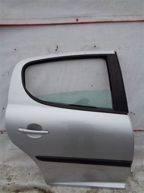 PEUGEOT 207 DRZWI PRAWE TYLNE H/B SREBRNE - 7223897017 - oficjalne ...