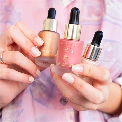 Жидкий бронзер-хайлайтер Avon Glow Drops - это уникальный формат и ...