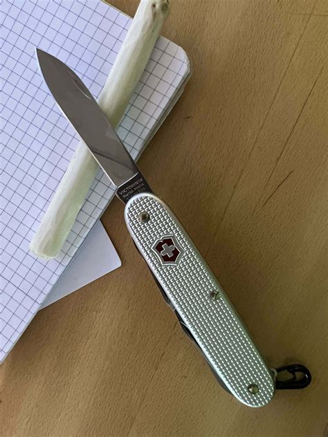 Victorinox Farmer X ALOX – Efter smekmånaden – URBANFJELLSTROM.SE