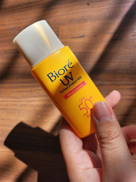 Is The Hype Real? Biore UV Perfect Protect Milk SPF50+ Sunscreen Review