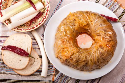 Лесна рецепта за мързелива зелева сарма. Вкусна сарма от кисело зеле в ...