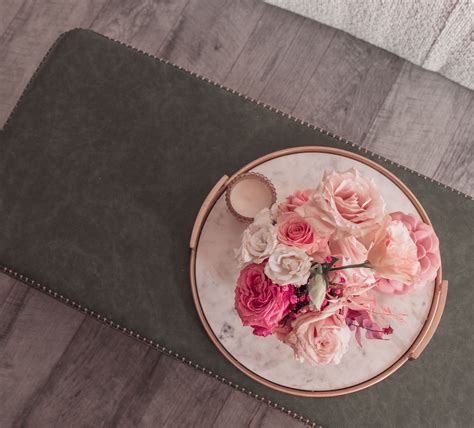 SONGMICS Review: Spring Decor Ideas - Lizzie in Lace
