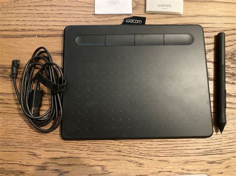 Wacom Intuos Creative Pen Tablet (Gebraucht) in Zürich für CHF 14 – mit ...