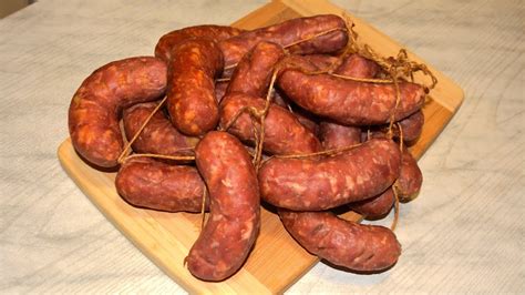 Домашние полукопчёные колбаски с сыром. Бомбический вкус - YouTube