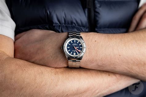 Hands-On: Fortis Marinemaster M-40 In Four New Colorways