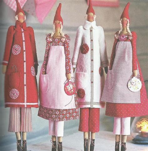 Kukli tilda | Doll clothes patterns, Needle felted christmas, Fabric dolls