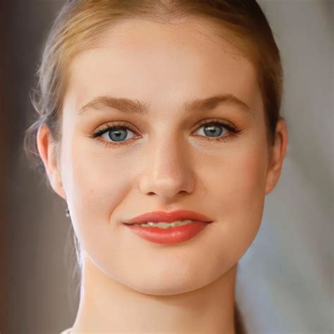 Chat with Princess Leonor - text or voice, Enjoy AI Chat Free & Safe