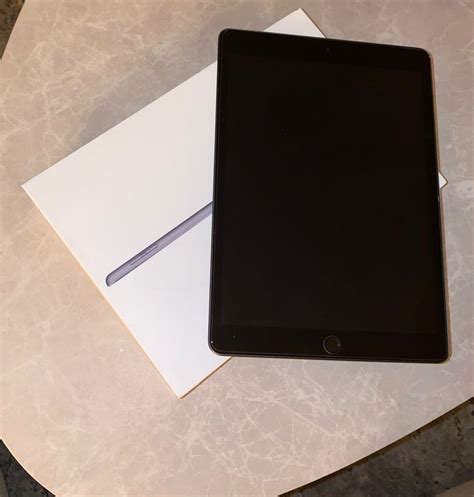 Apple iPad (8th Generation) Wi-Fi 128GB | Kaufen auf Ricardo