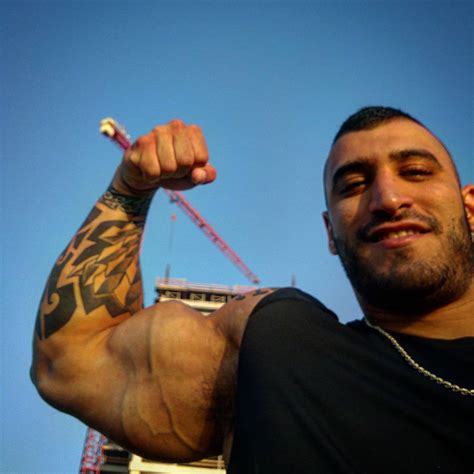 Muscle Lover: Muscle beef Aviv Mesika from Israel