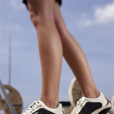 MBT Shoe - Back in Action
