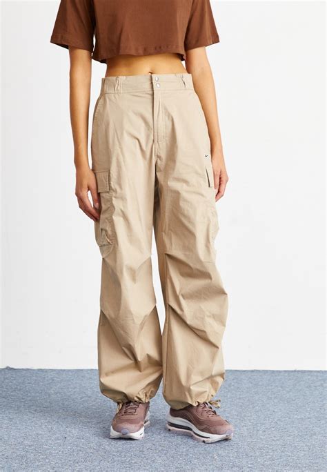 Nike Sportswear PANT - Cargohose - khaki - Zalando.de