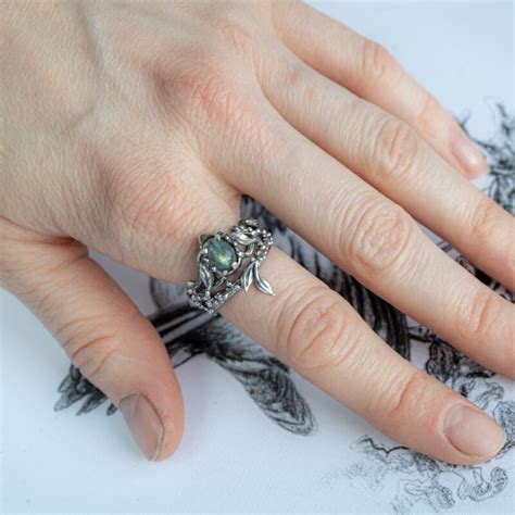 Сет колец из серебра с лабрадоритом «Таурэтари» | Восемь | Интернет ...