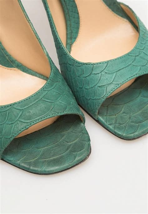 Туфли Fendi Resale, цвет: зеленый, MP002XW1CE63 — купить в интернет ...