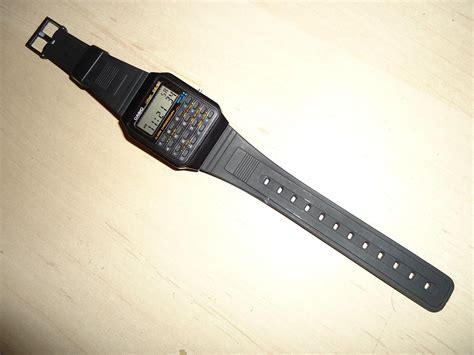 VINTAGE Mens CASIO CA-50 Calculator Alarm Wristwatch LCD Back to the ...