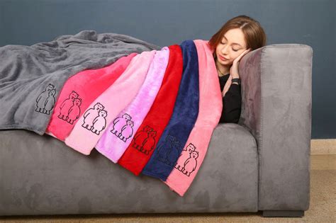 CozyOnCozy | The coziest store on earth!