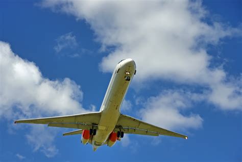 Holidays in Spain: 5 tips to help you fly comfortably - Purple Travel ...