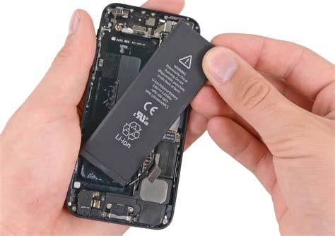 Как заменить аккумулятор на iPhone 5