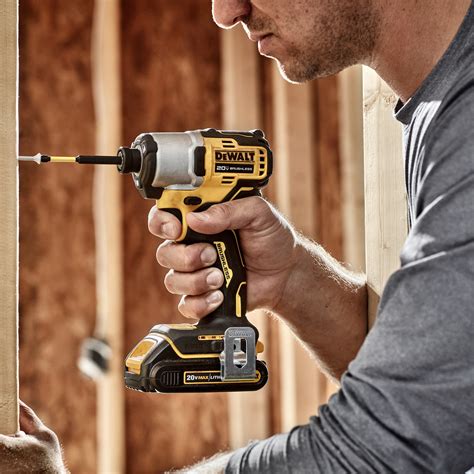 Zakrętarka Dewalt DCF840N - Domitech.pl