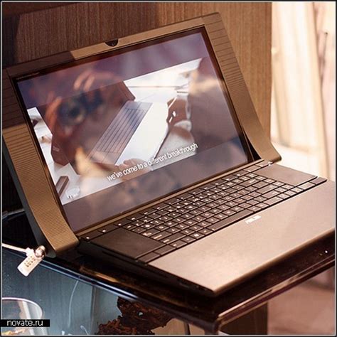 Новый дизайн Eee PC Seashell от Карима Рашида (Karim Rashid)