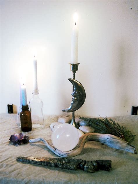I am really beginning to appreciate altars that are simple and ...