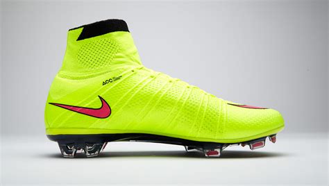Nike Mercurial Superfly IV "Volt/Hyper Pink" - SoccerBible