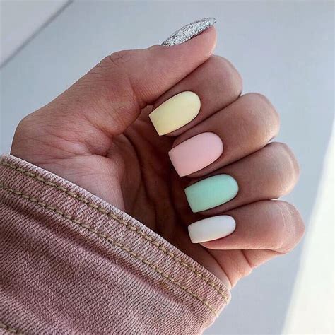 ИДЕИ МАНИКЮРА / НОГТИ / ОБУЧЕНИЕ / КУРСЫ on Instagram: "Интересная идея ...