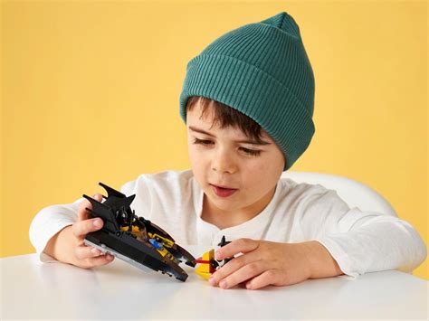 Bricker - Конструктор LEGO 76158 Погоня за Пингвином на Бэткатере ...