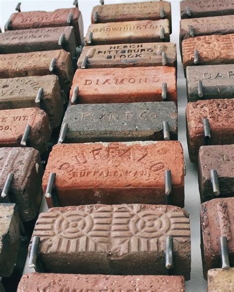 Pin by |🔹 l o r r i e t 🔹| on | b r i c k -n- m o r t a r | | Glazed brick, Brick art, Loft wall art