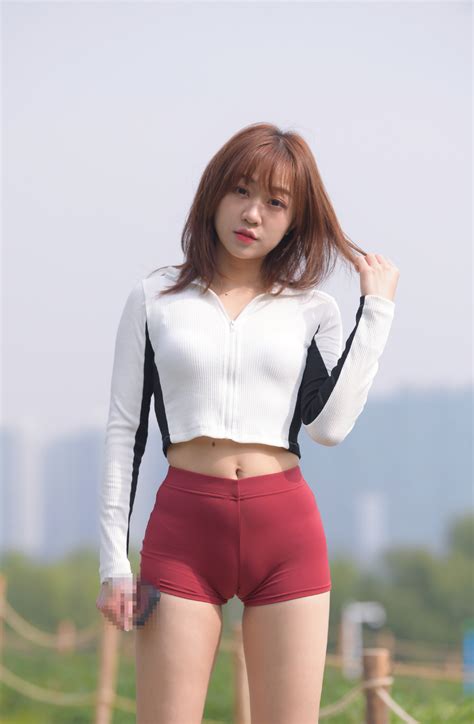 Tight shorts : r/tight_shorts