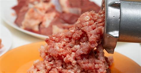 Манка в фарше, рецепт для восхитительно сочных котлет