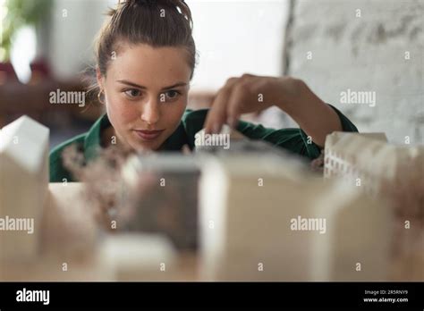 Architectural model buildings hi-res stock photography and images - Alamy