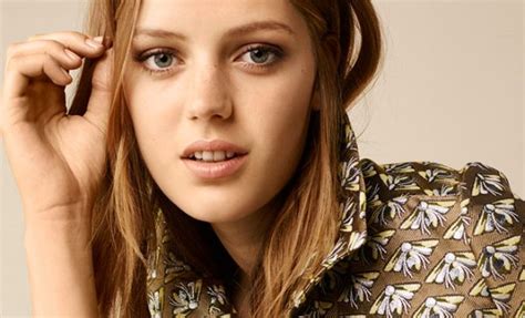 Luisa Cerano SS17: Sweet Emotion, Soft Graphics, Smart Stripes